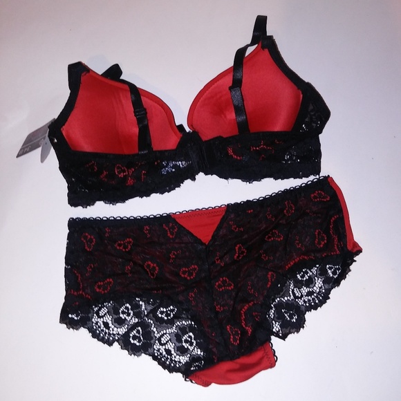 Elegance | Intimates & Sleepwear | Elegance New York Bra Set | Poshmark